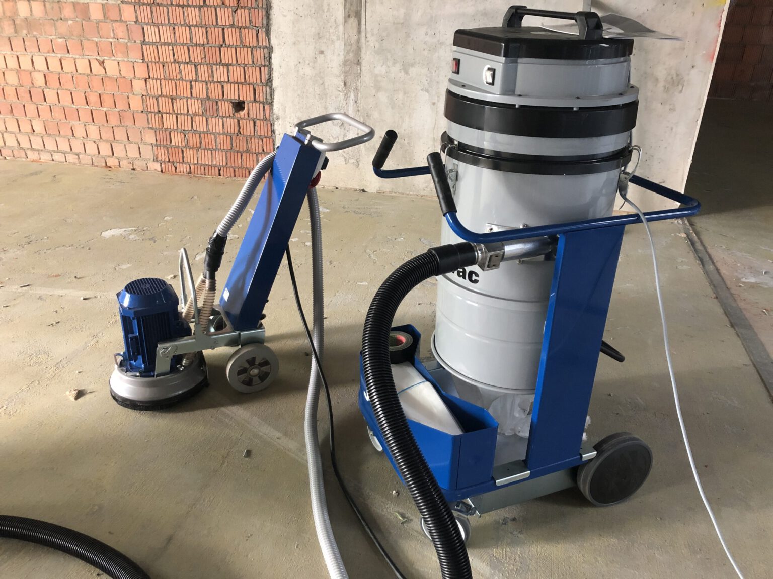 Fräse Absaugung - Boden-raus & rein GmbH